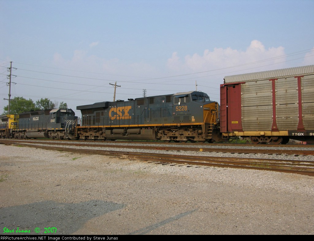 CSX 5228 Q526